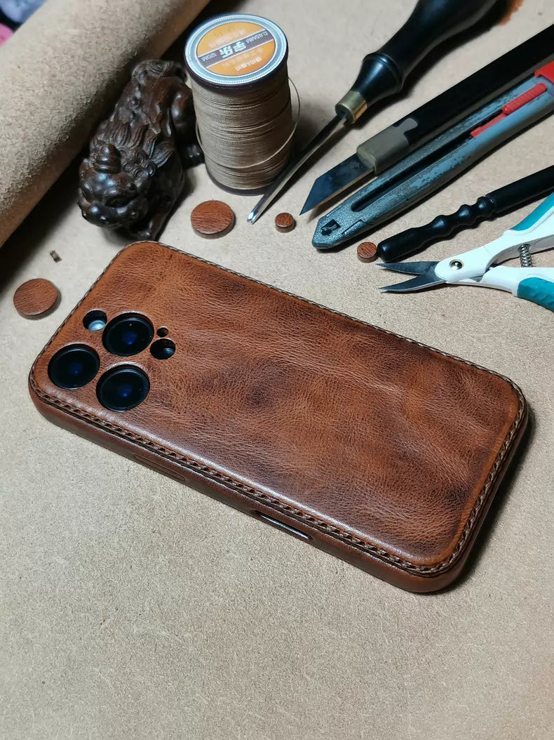 Handcrafted Vegetable-Tanned Leather iPhone Case – Vintage Patina Edit ...